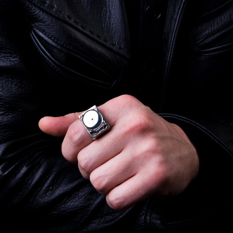 TurnTable Ring | Rings by Oz Abstract Tokyo | Online Boutique Oz ...