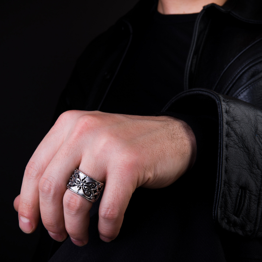 Grim Ring | Rings by Kalico Lucy | Online Boutique Oz Abstract Tokyo, Japan