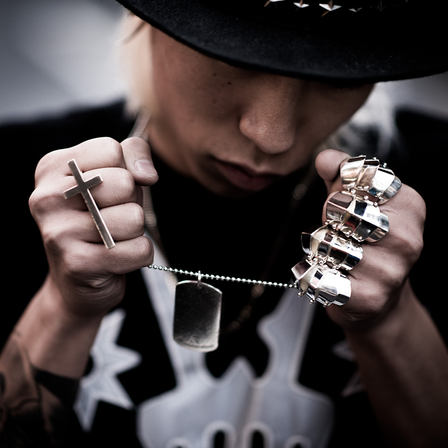 Armor Ring | Rings by Anonymous | Online Boutique Oz Abstract Tokyo, Japan